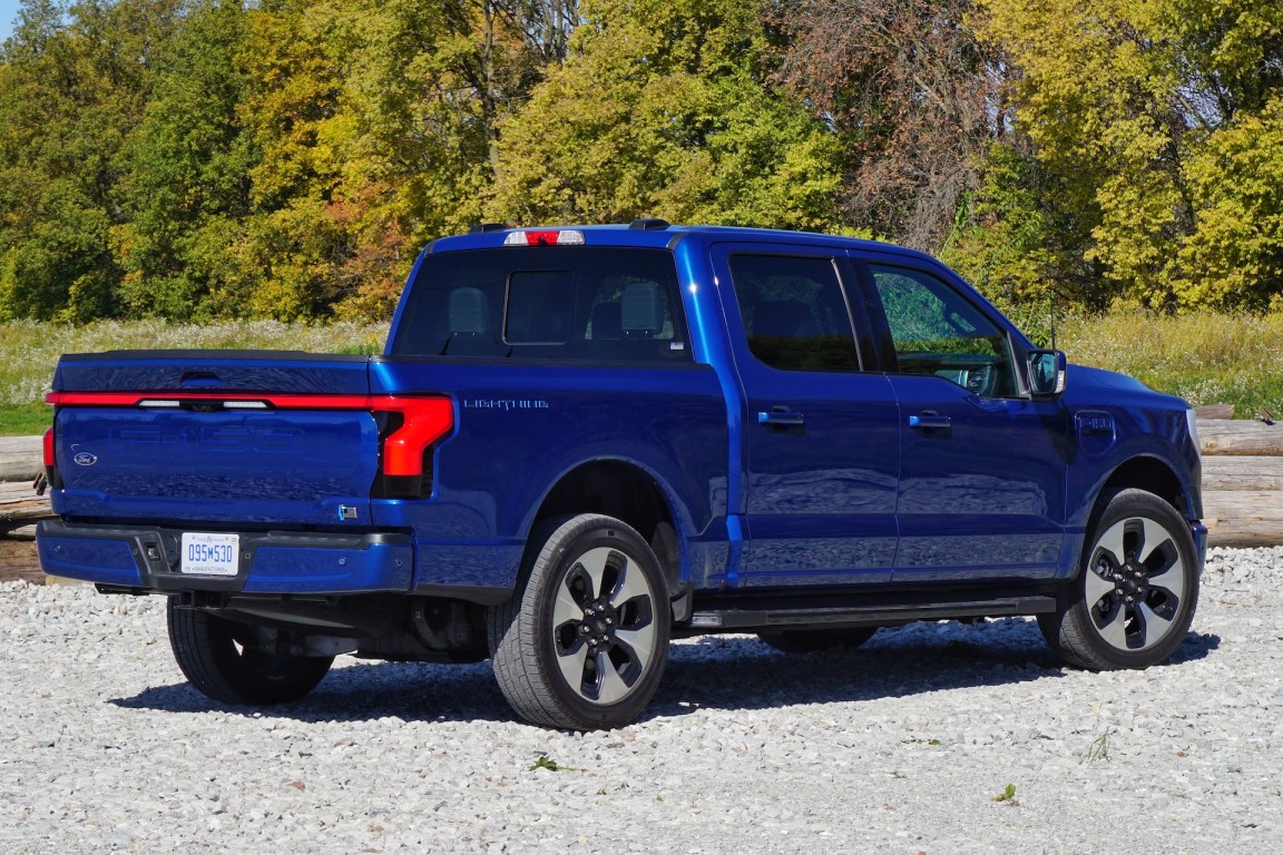 2022 Ford F-150 Lightning Review: A Plug-and-Play EV That Won’t Replace ...