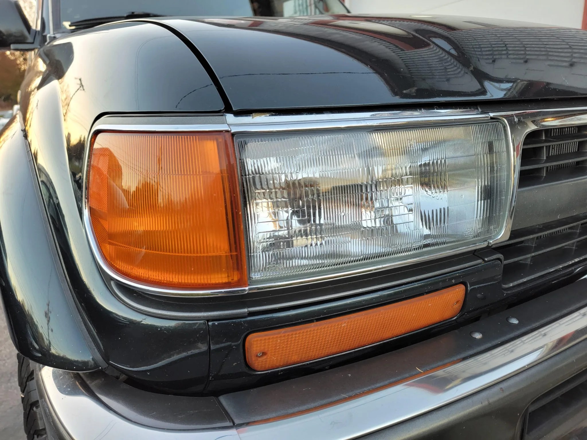 This Sweet 1994 Land Cruiser for Sale Has a Duramax V8 Diesel Under Its ...