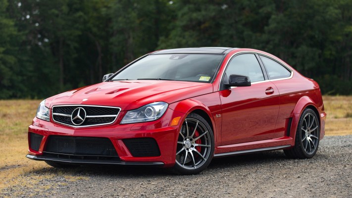 2012 Mercedes-Benz C63 AMG Black Series Review: A Gloriously Raw Tribute to Internal Combustion