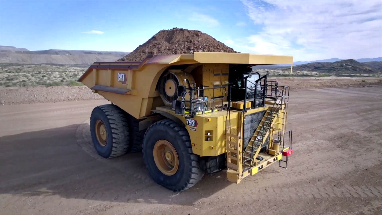 Caterpillar’s First Electric Mining Truck Really Works, But It's Early Days Yet