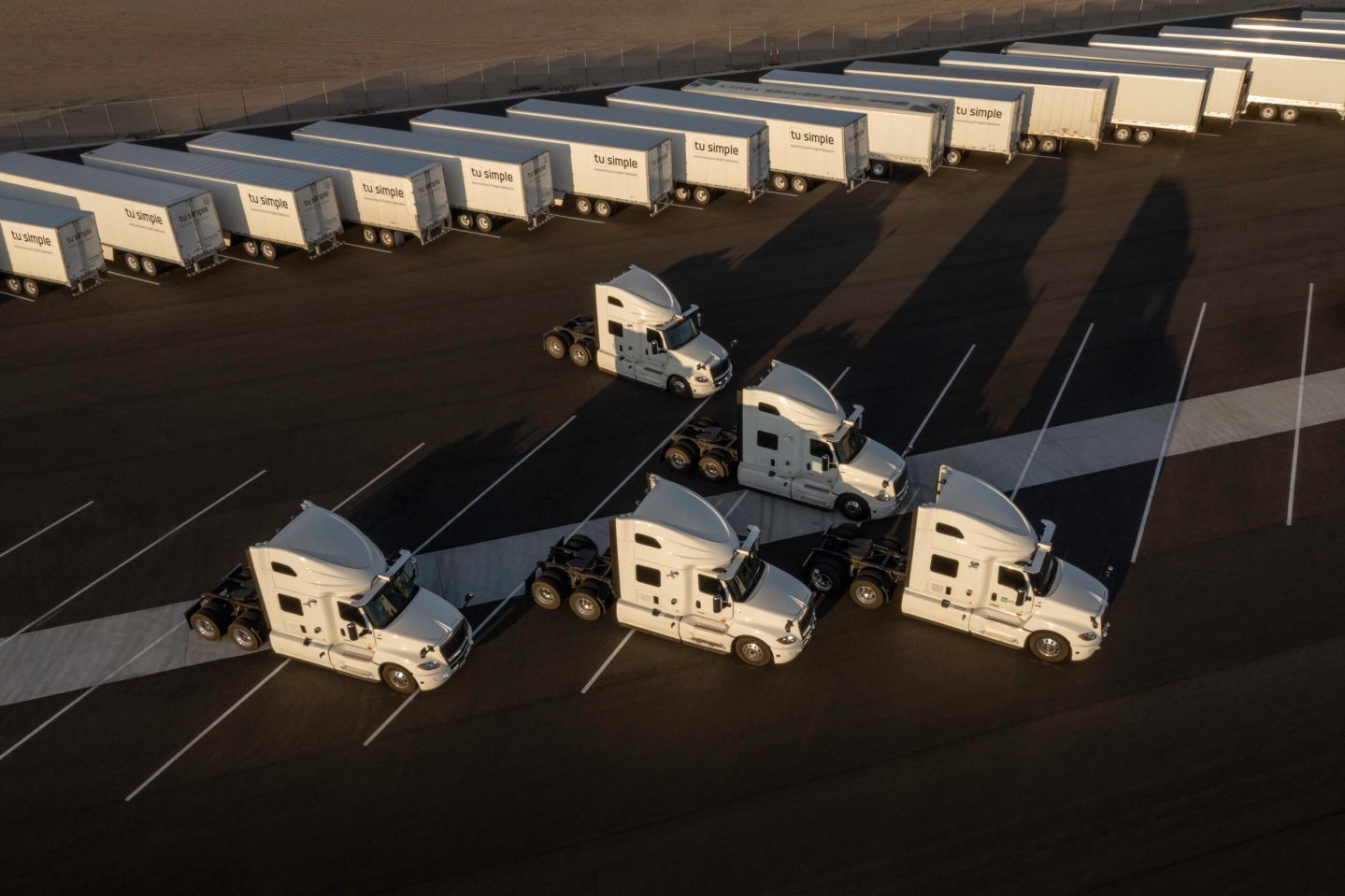 Navistar Gives Up on Self-Driving Truck Partnership With TuSimple