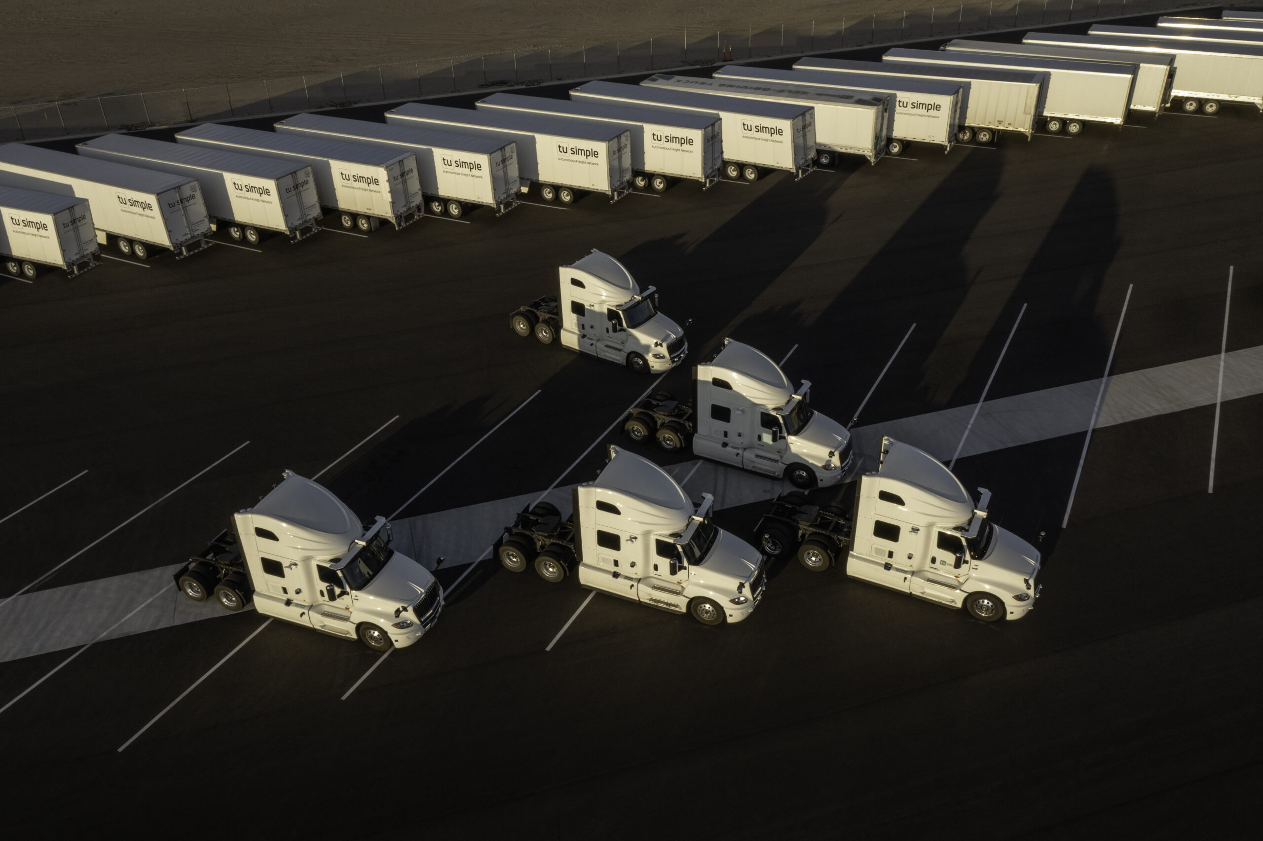 Navistar Gives Up on Self-Driving Truck Partnership With TuSimple