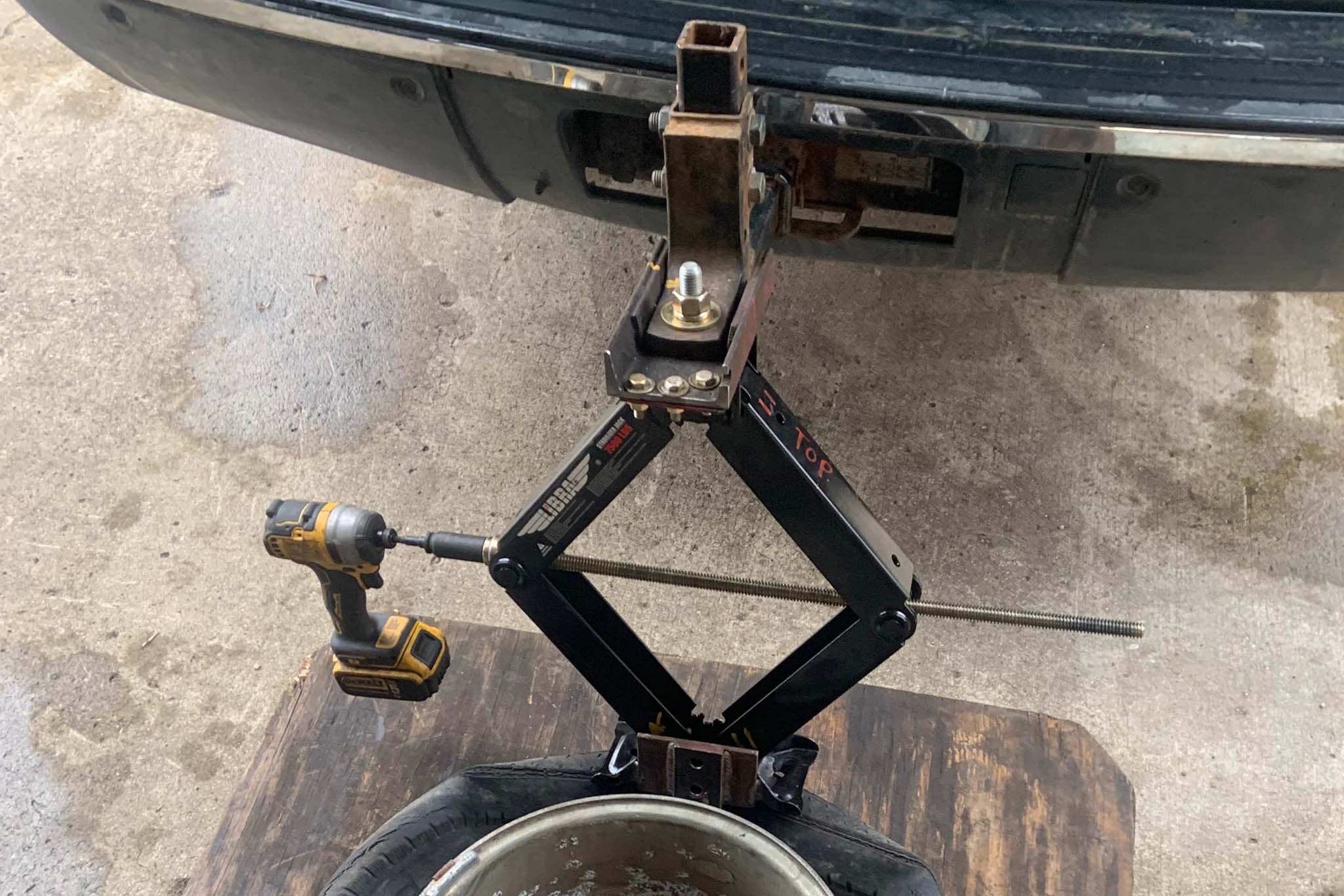 This Hitch-Mounted Tire Bead Breaker Is Working Smarter, Not Harder