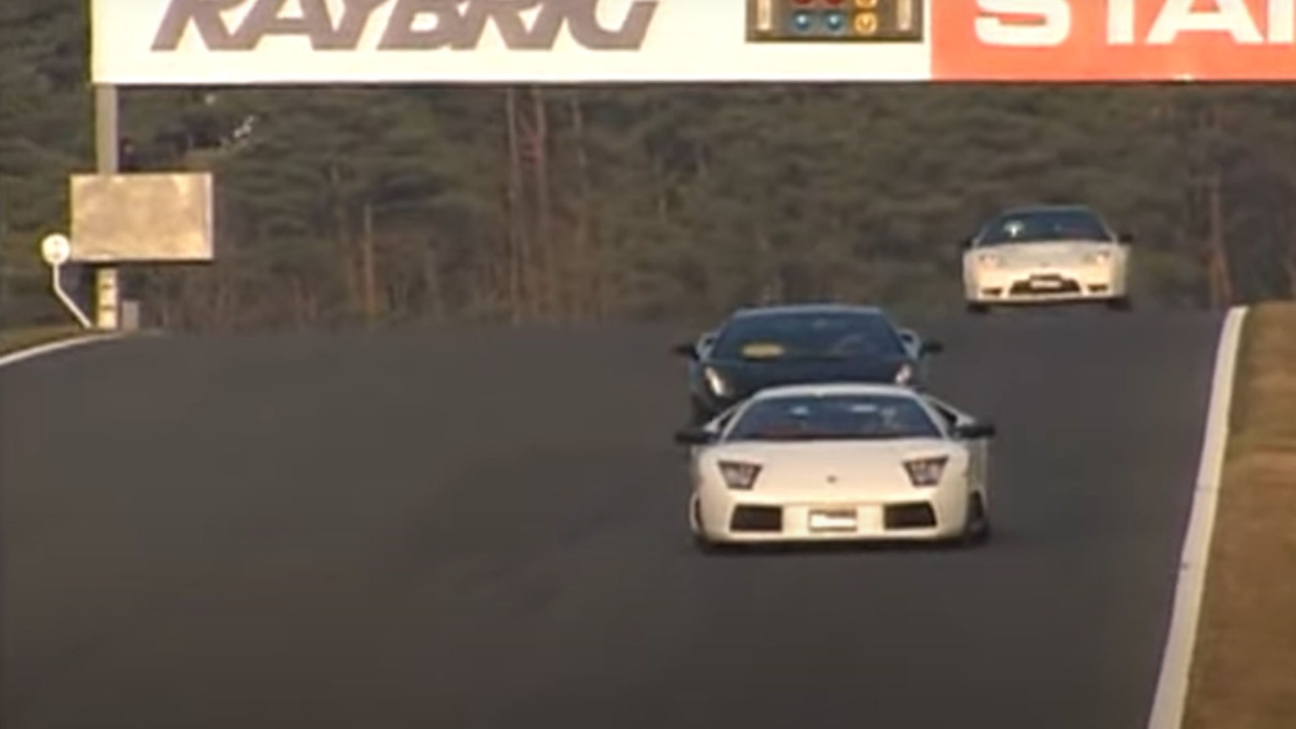 Watch a Pack of Mid-2000s Dream Supercars Race Like Real-Life Gran Turismo