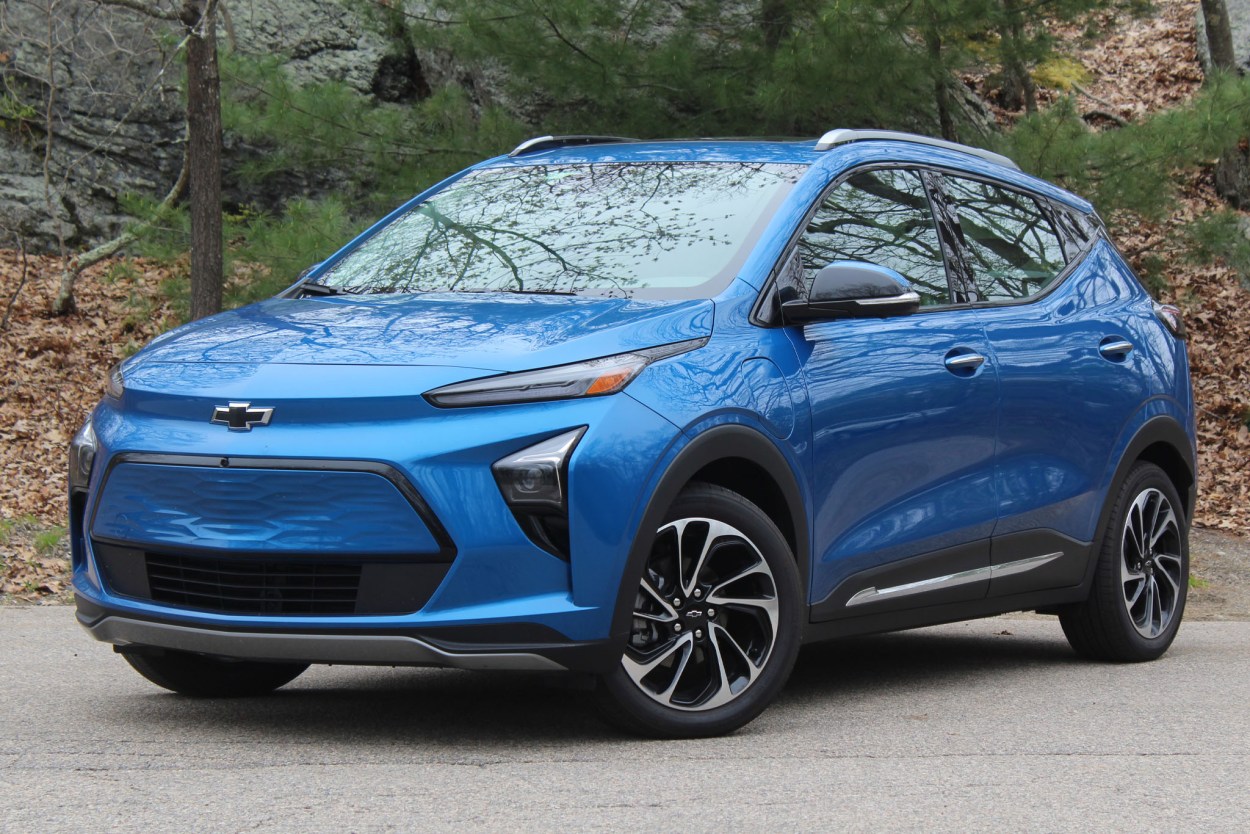 2022 Chevy Bolt EUV Review: A Great Start for Affordable EVs