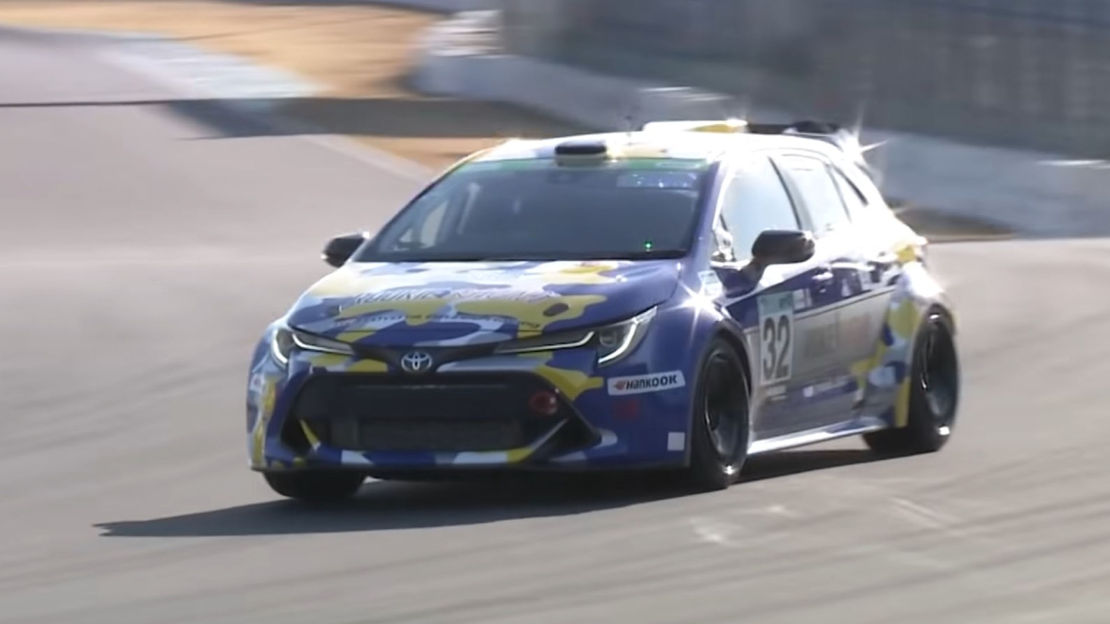 Watch Japan's 'Drift King' Hustle a Hydrogen-Powered Toyota Corolla ...