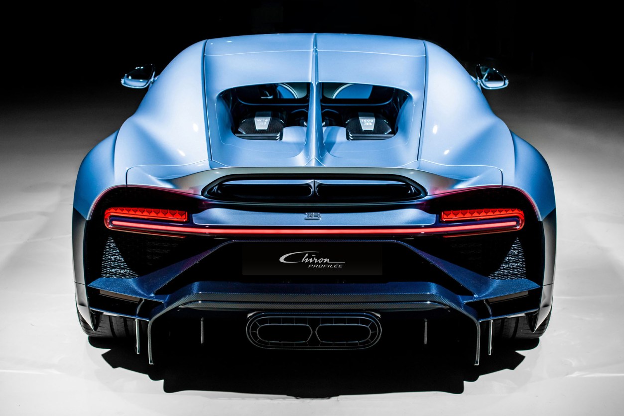 The Bugatti Chiron Profilée Is a One-Off Hypercar Bound for Some Rich ...