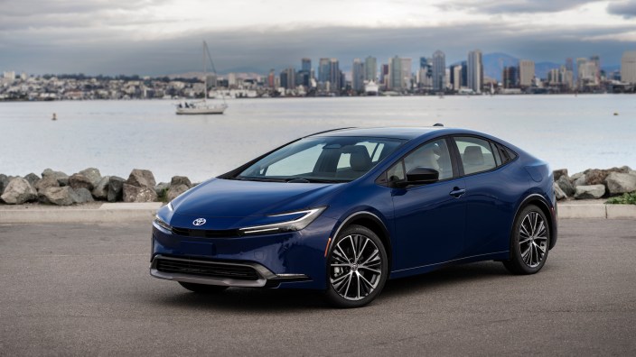 Toyota Prius Spec Racing Is a Blast to Watch And Belongs in the States