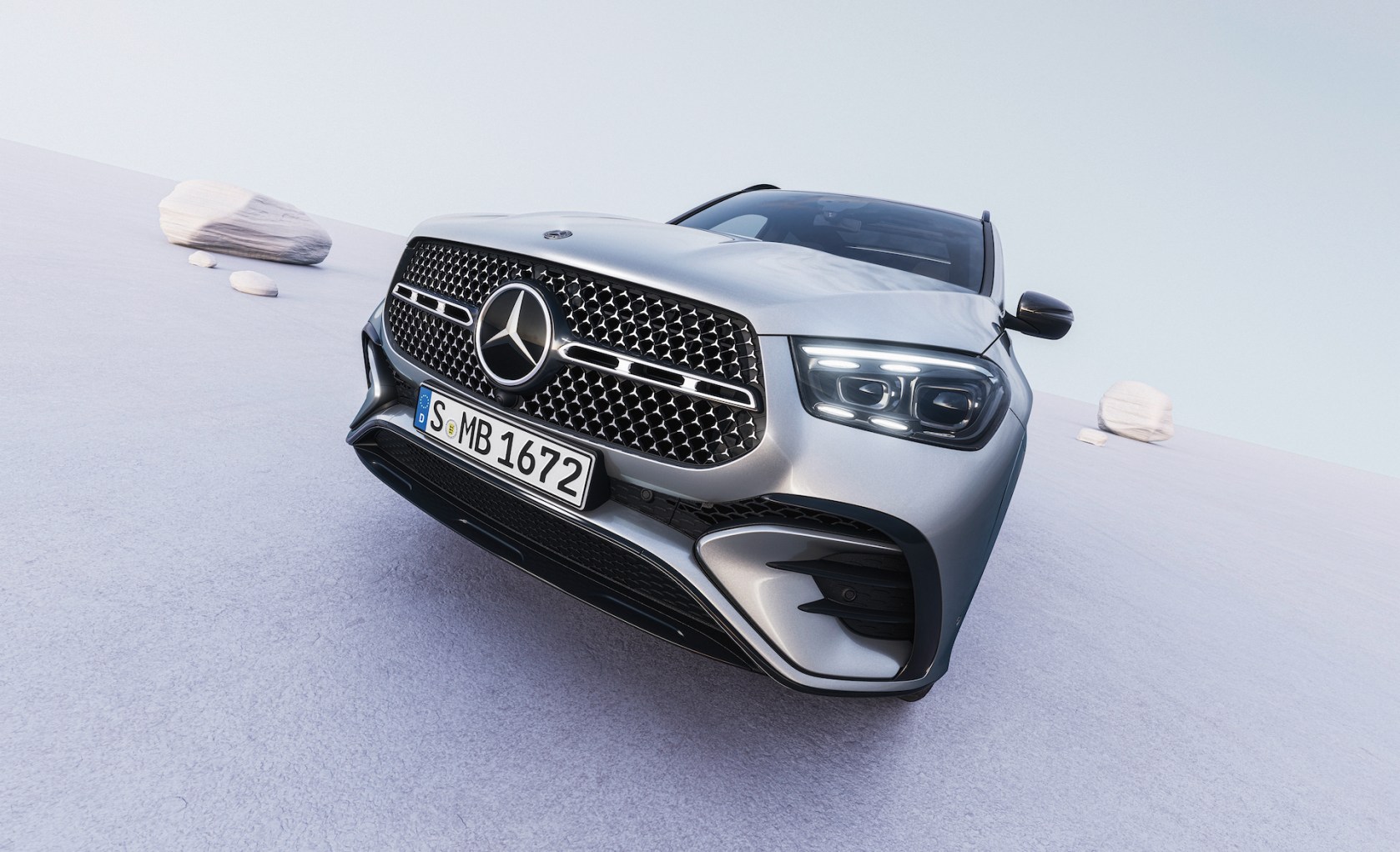 2024 Mercedes-Benz GLE Gets New Plug-In Hybrid, Off-Road Goodies