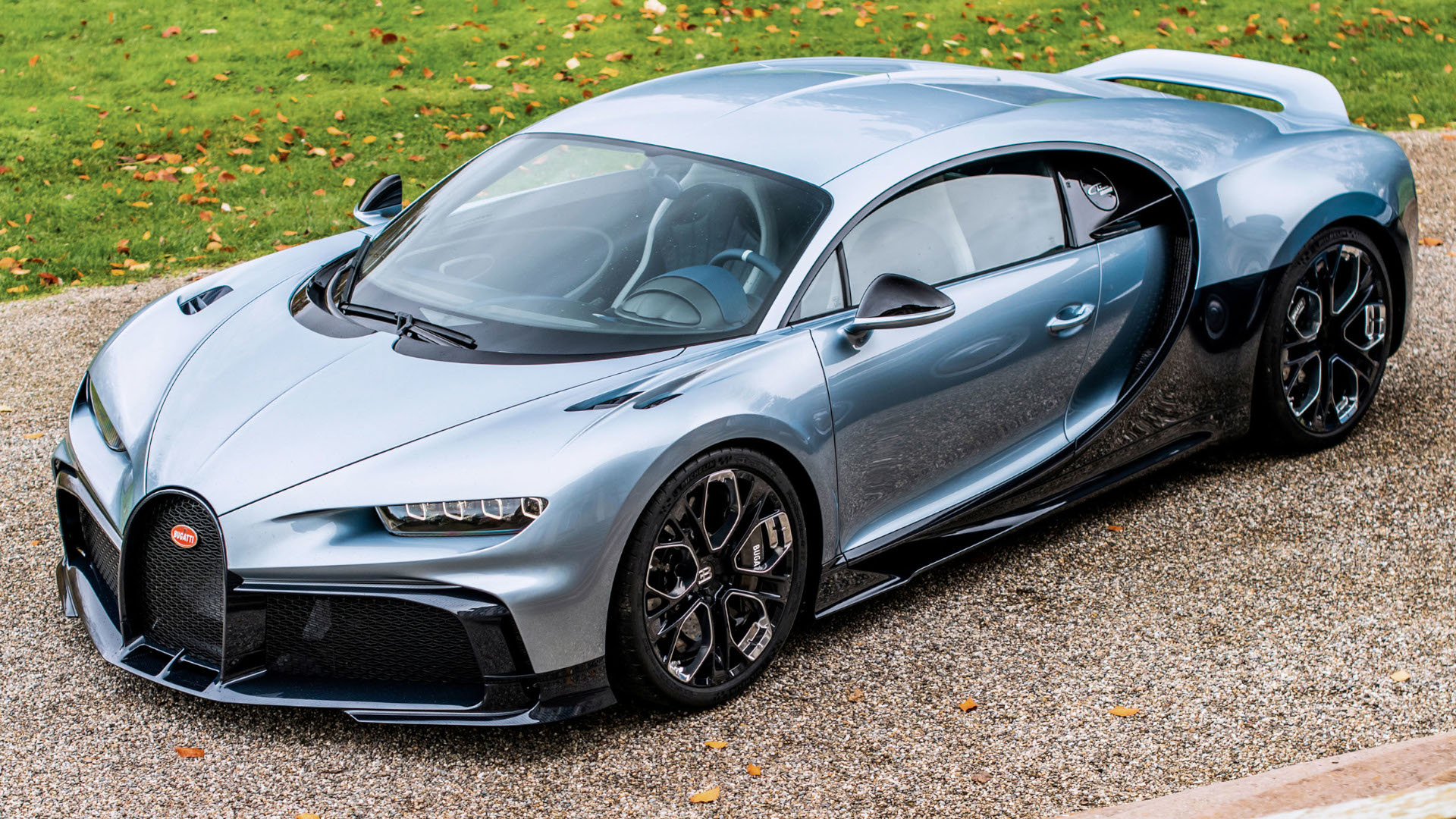 Bugatti Chiron Successor Will Use a V16 Hybrid, Have a Listen