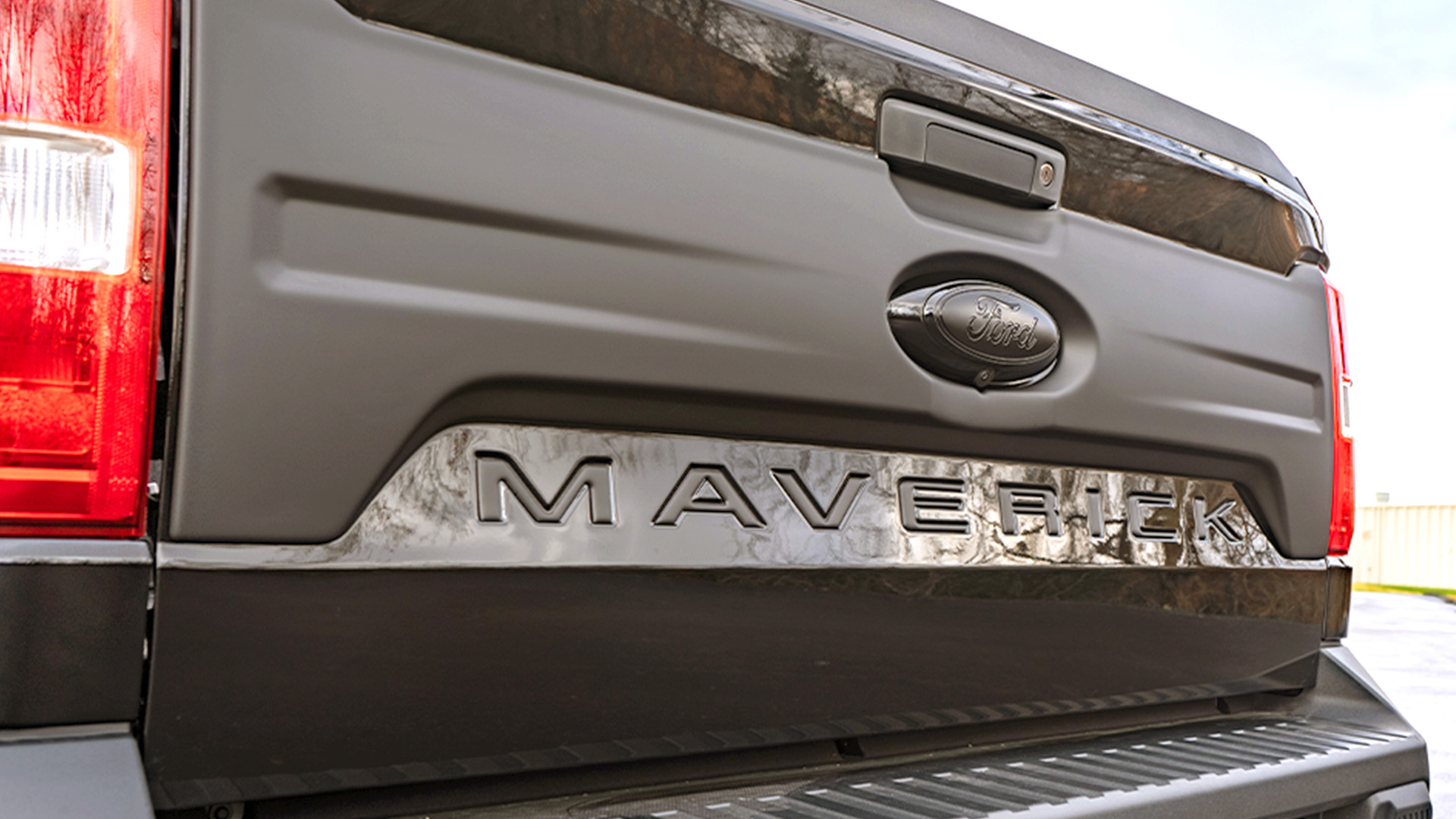This 2022 Ford Maverick Inspired by 'Back to the Future' Is Done Right