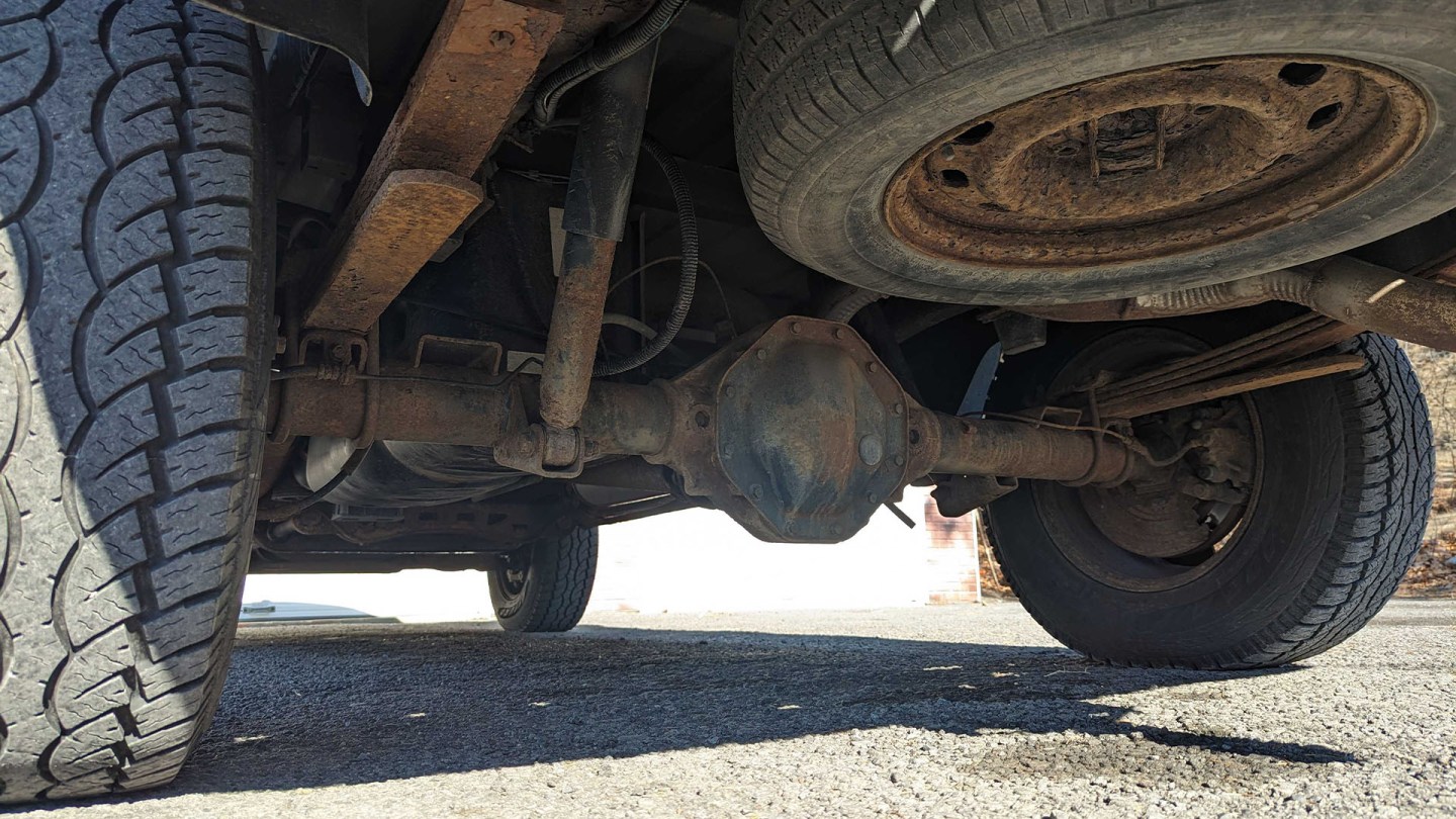 Leaf Springs vs. Coil Springs: Which is Better?