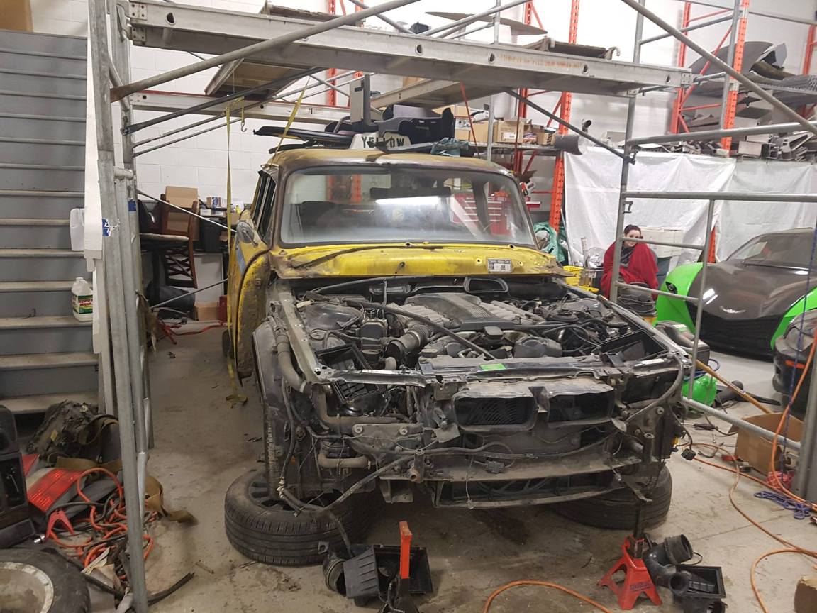 Make the Holy Grail of Bad Decisions and Buy This Checker Cab Body ...