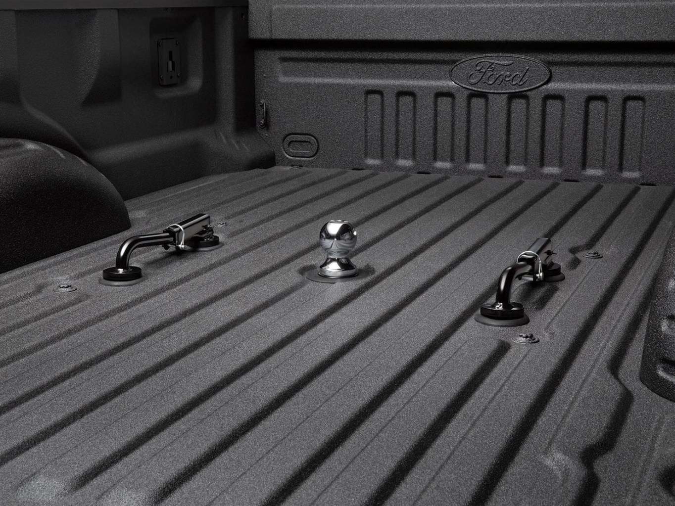 How Old-School Solid Axles Still Have a Future in Electric HD Pickup Trucks