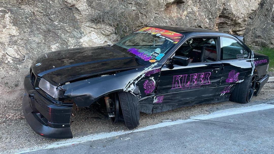 Idiot BMW Driver Smashes Into Mazda Miata After Crossing Double Yellow ...