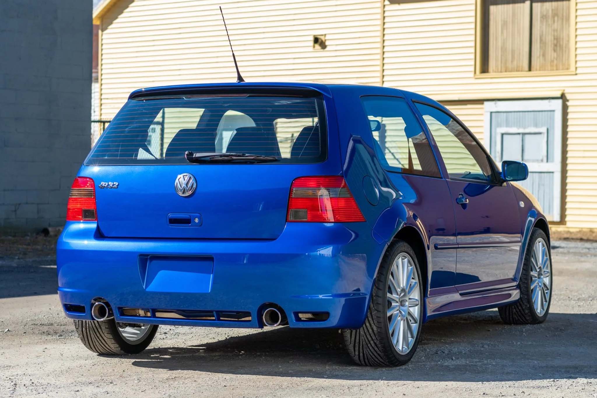 This 97-Mile VW Golf R32 Sold for $104,000 on Bring a Trailer