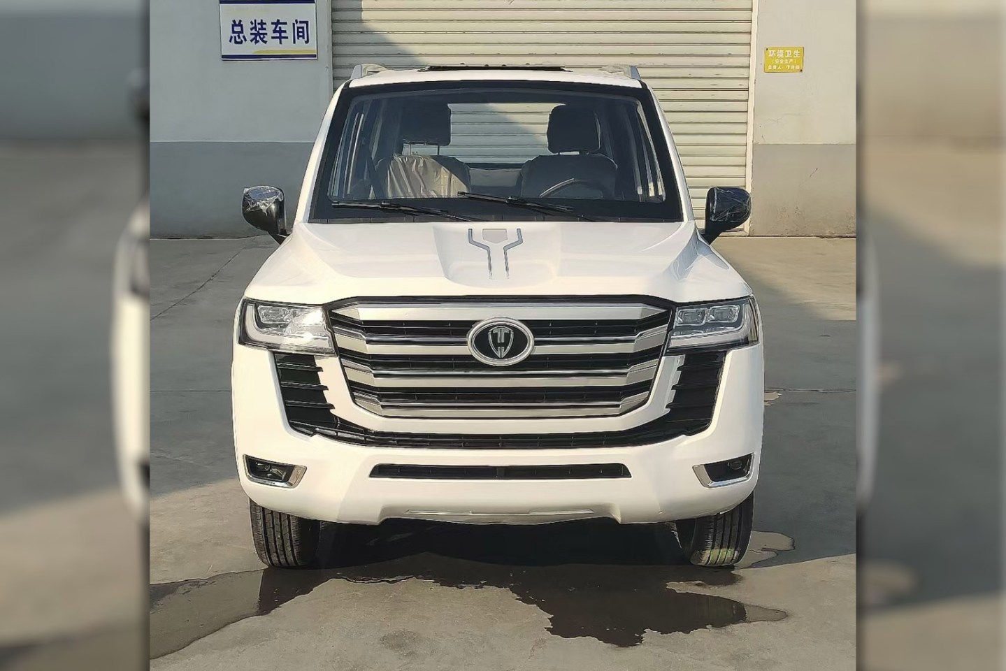 This Knockoff Toyota Land Cruiser From China Is an Off-Roader for Ants