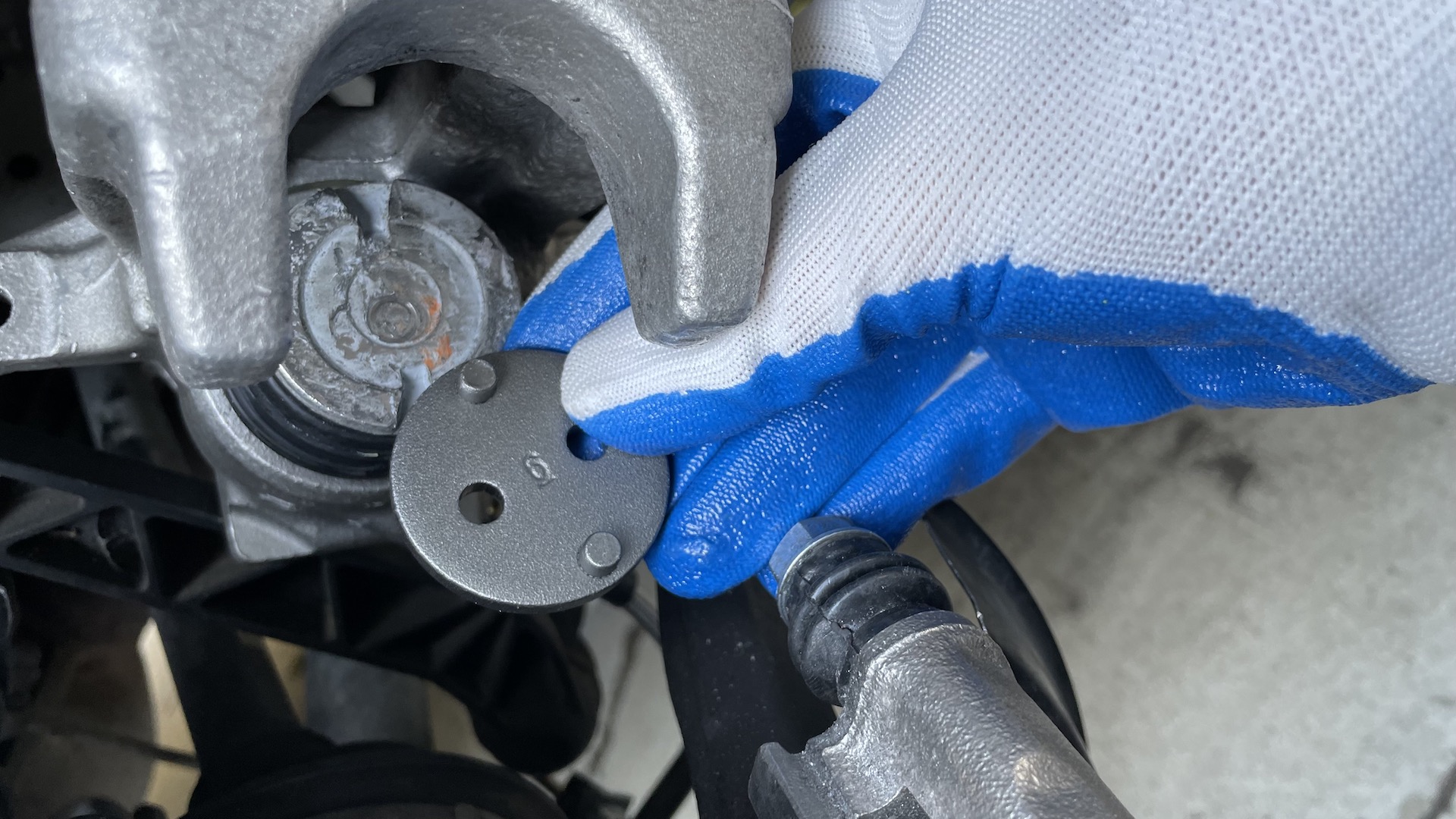 Here's How To Use a Brake Caliper Wind Back Tool