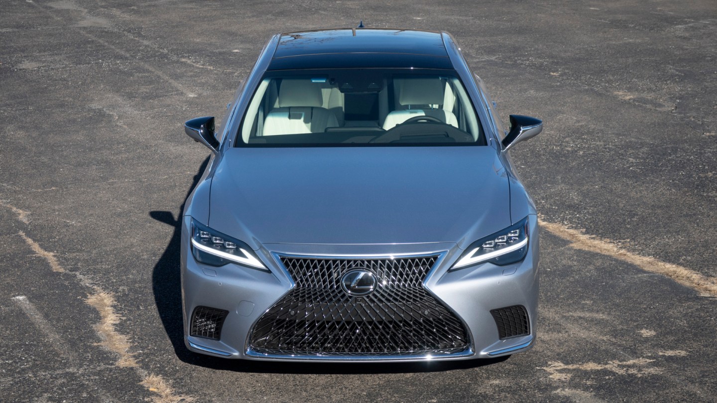 2023 Lexus LS 500 Review: This Flagship Sedan Still Believes in Buttons