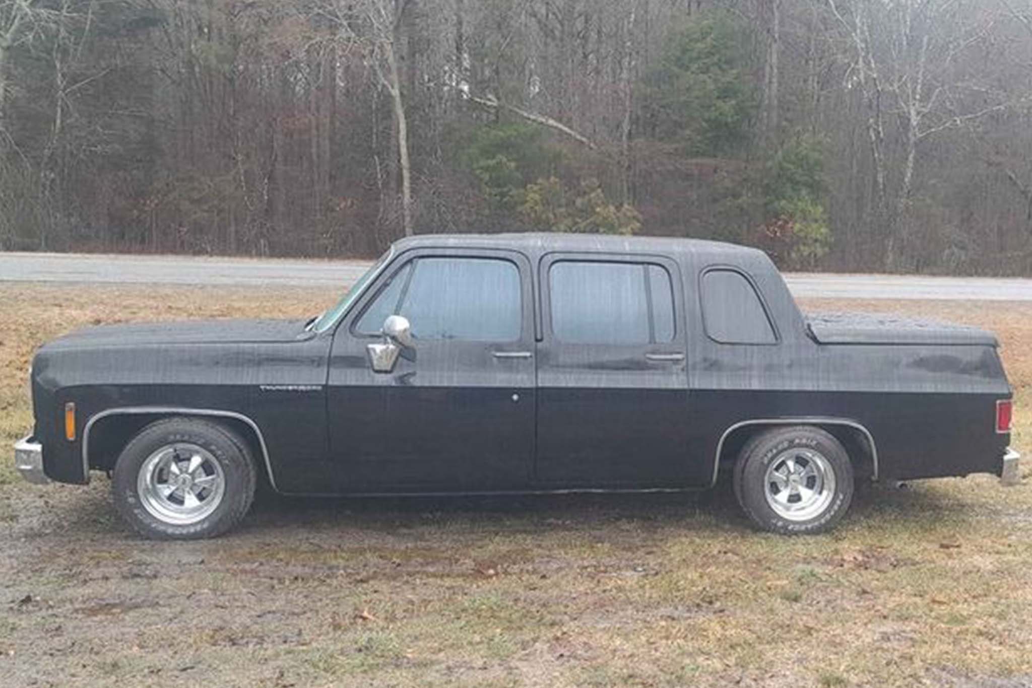 This Squarebody Chevy Avalanche Build Hits Some Right Notes, Many Wrong ...