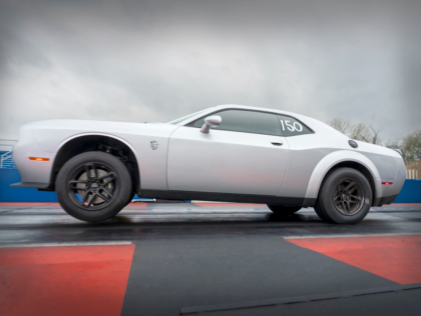 What is VHT Traction Compound?