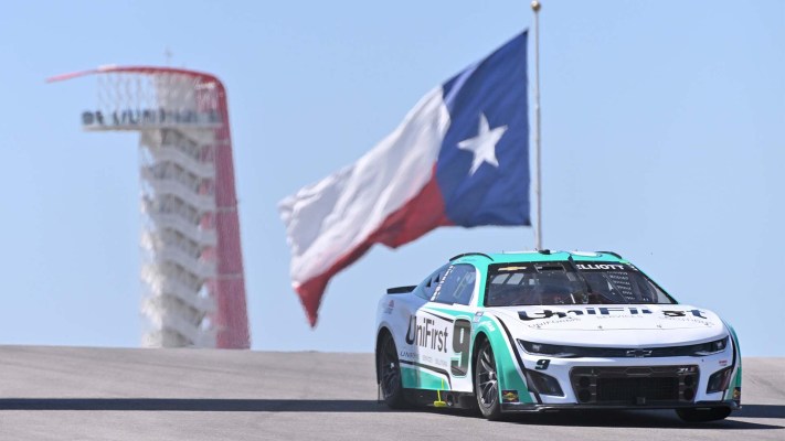 NASCAR Truck's Entire Rear End Fell Off While Racing at COTA