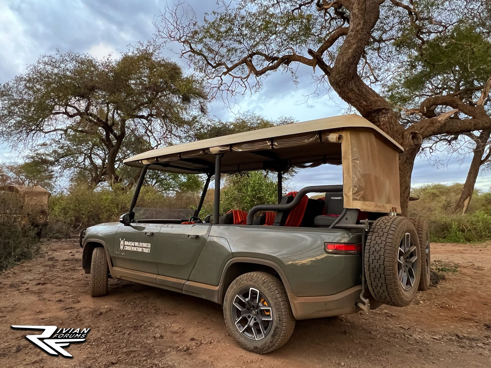 This Rivian R1T Safari Rig Looks Like the Ultimate All-Terrain Golf Cart