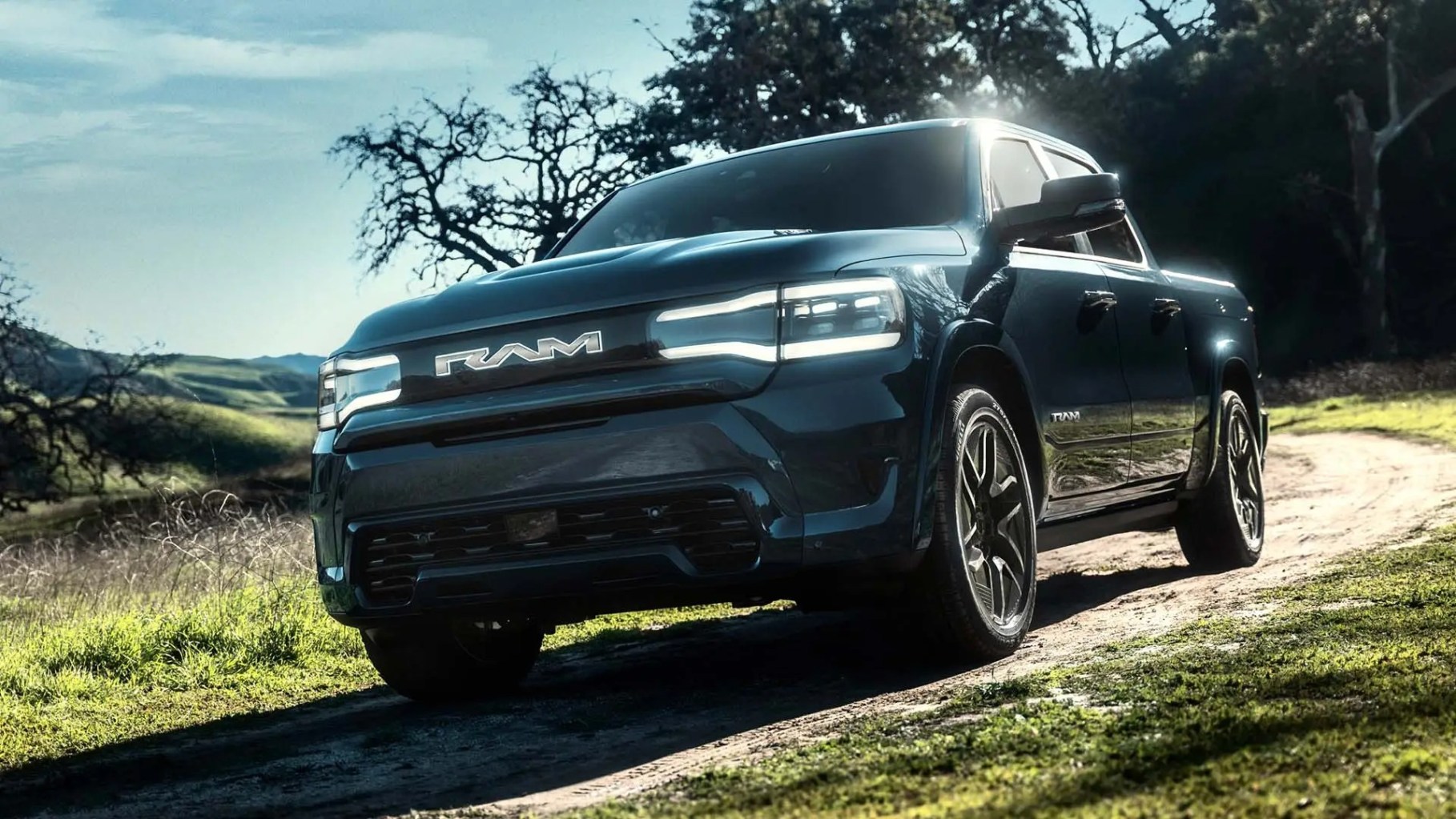 2025 Ram 1500 REV vs. Ford F-150 Lightning vs. Chevy Silverado EV: How ...
