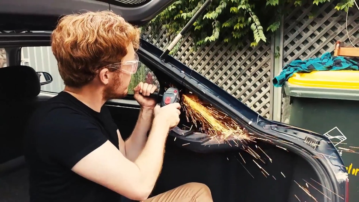 What I Learned Building a DIY Convertible With a Power Saw