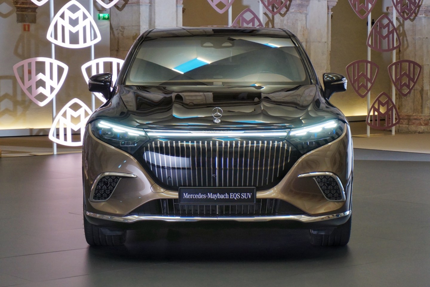 2024 Mercedes-Maybach EQS SUV: Maybach Finally Goes Electric, and It's ...