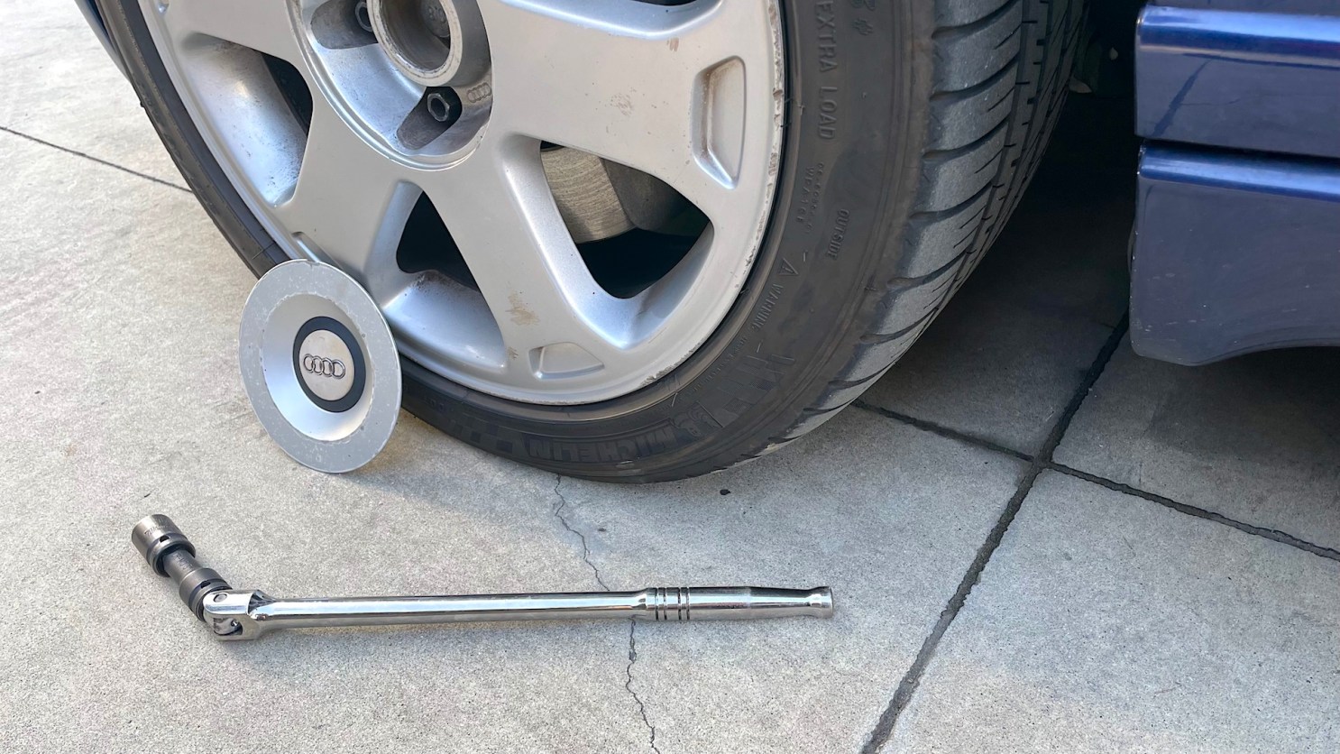 Here's How to Use a Breaker Bar