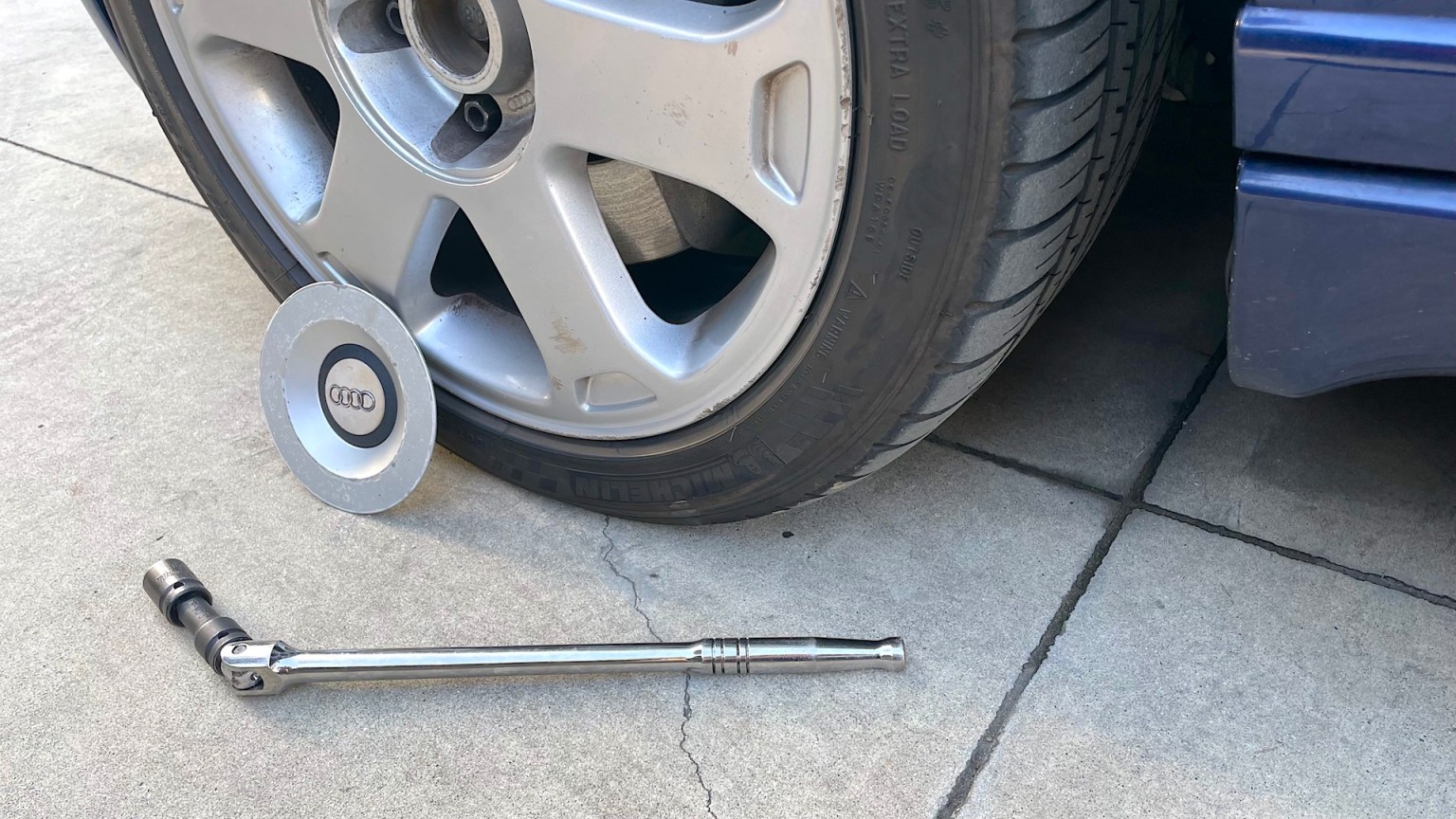 Here's How to Use a Breaker Bar