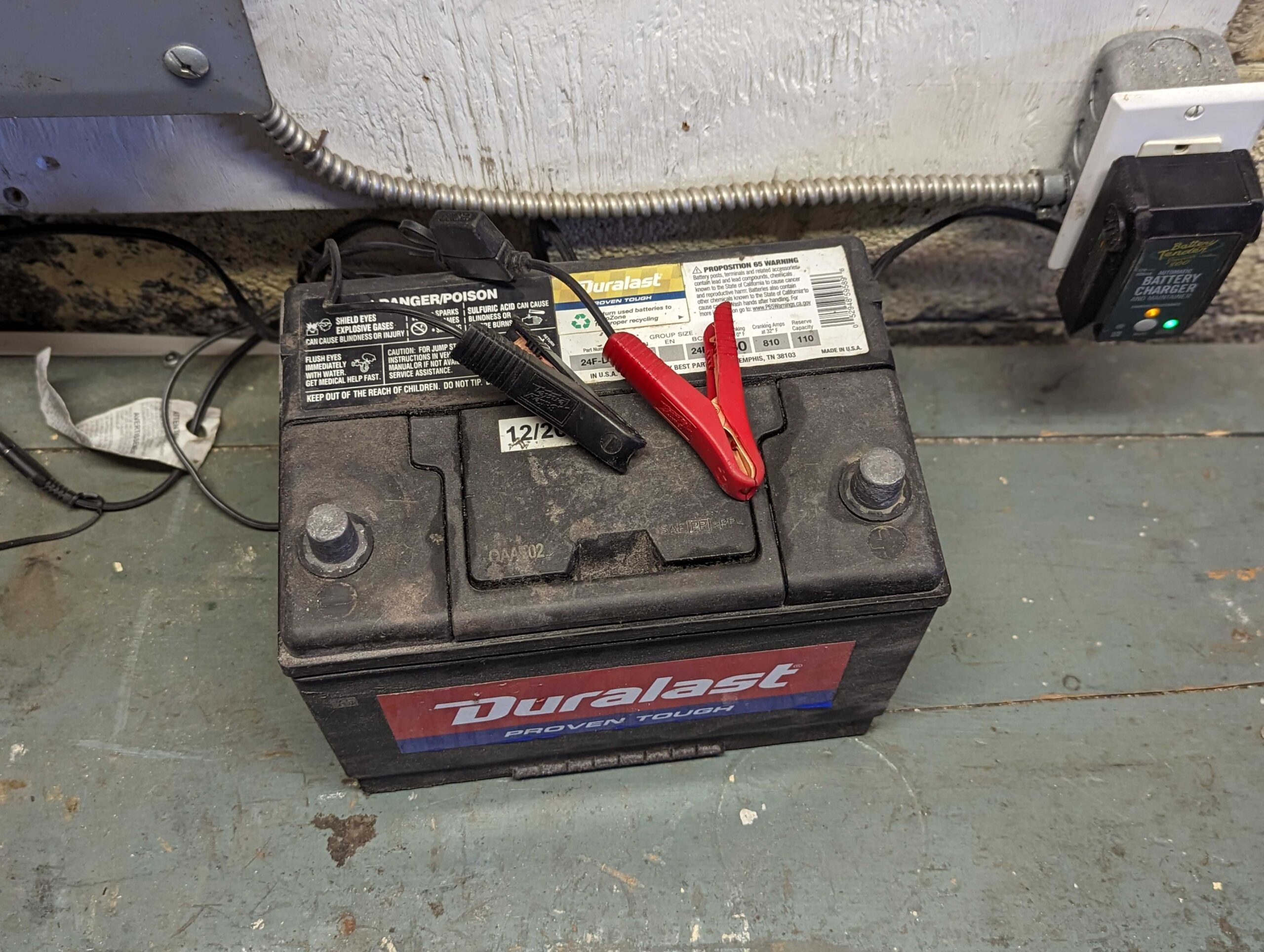 Here's How a Trickle Charger Works