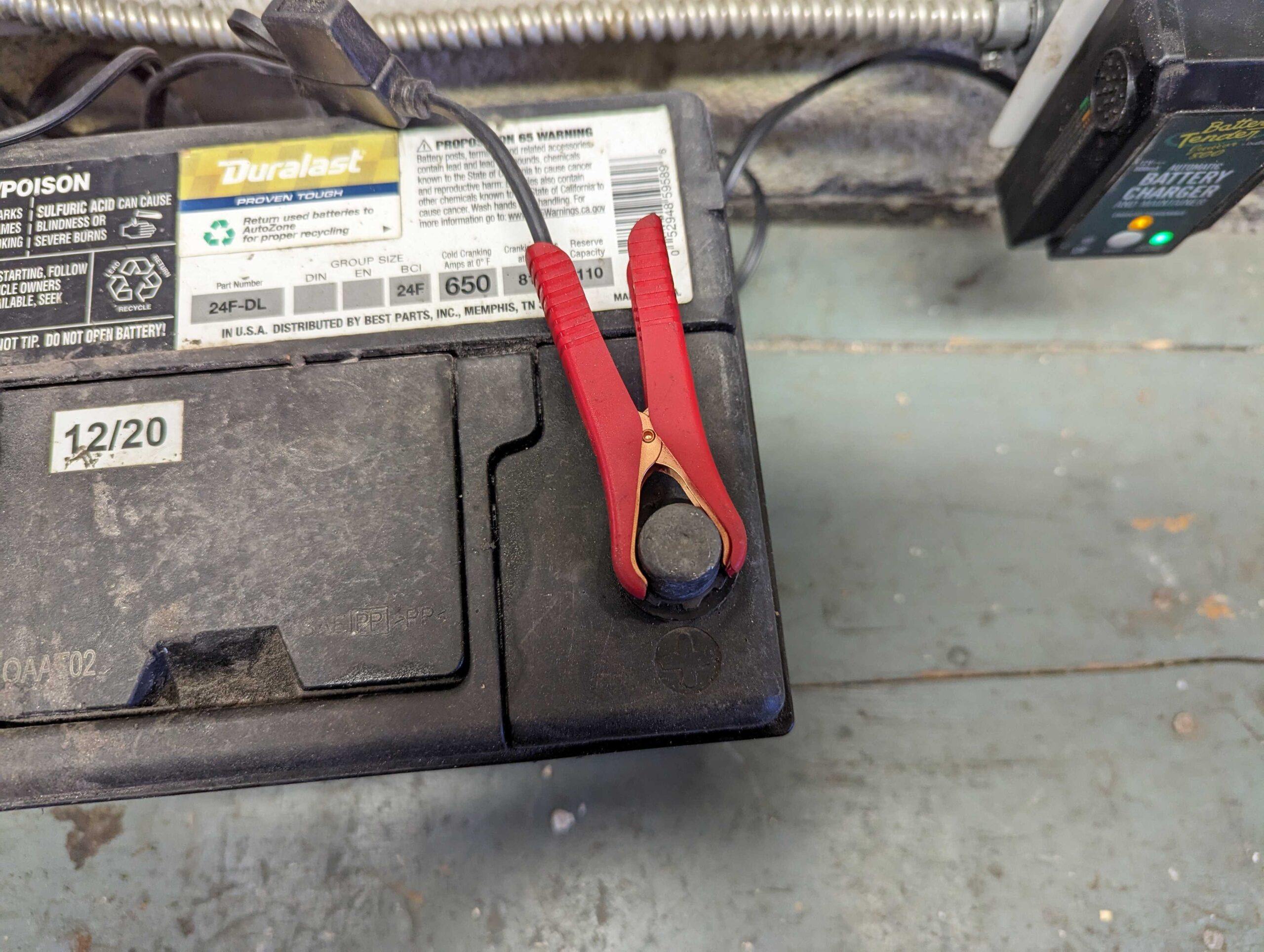 Here's How a Trickle Charger Works