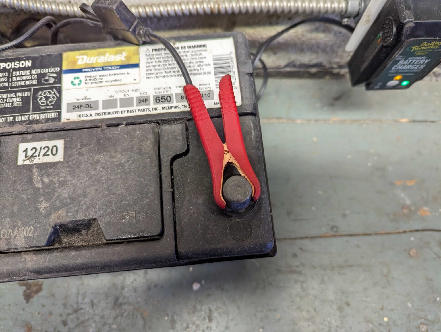 Here's How a Trickle Charger Works