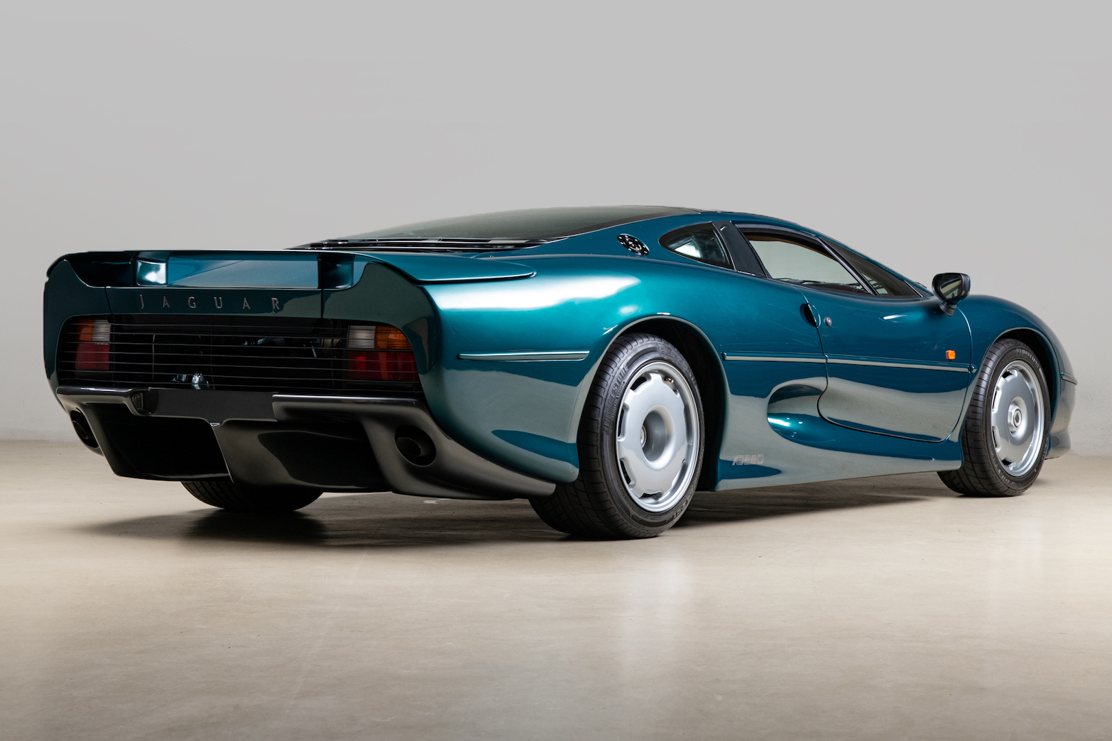 Buy This 16-Mile 1994 Jaguar XJ220 and Let It Out of Its Cage