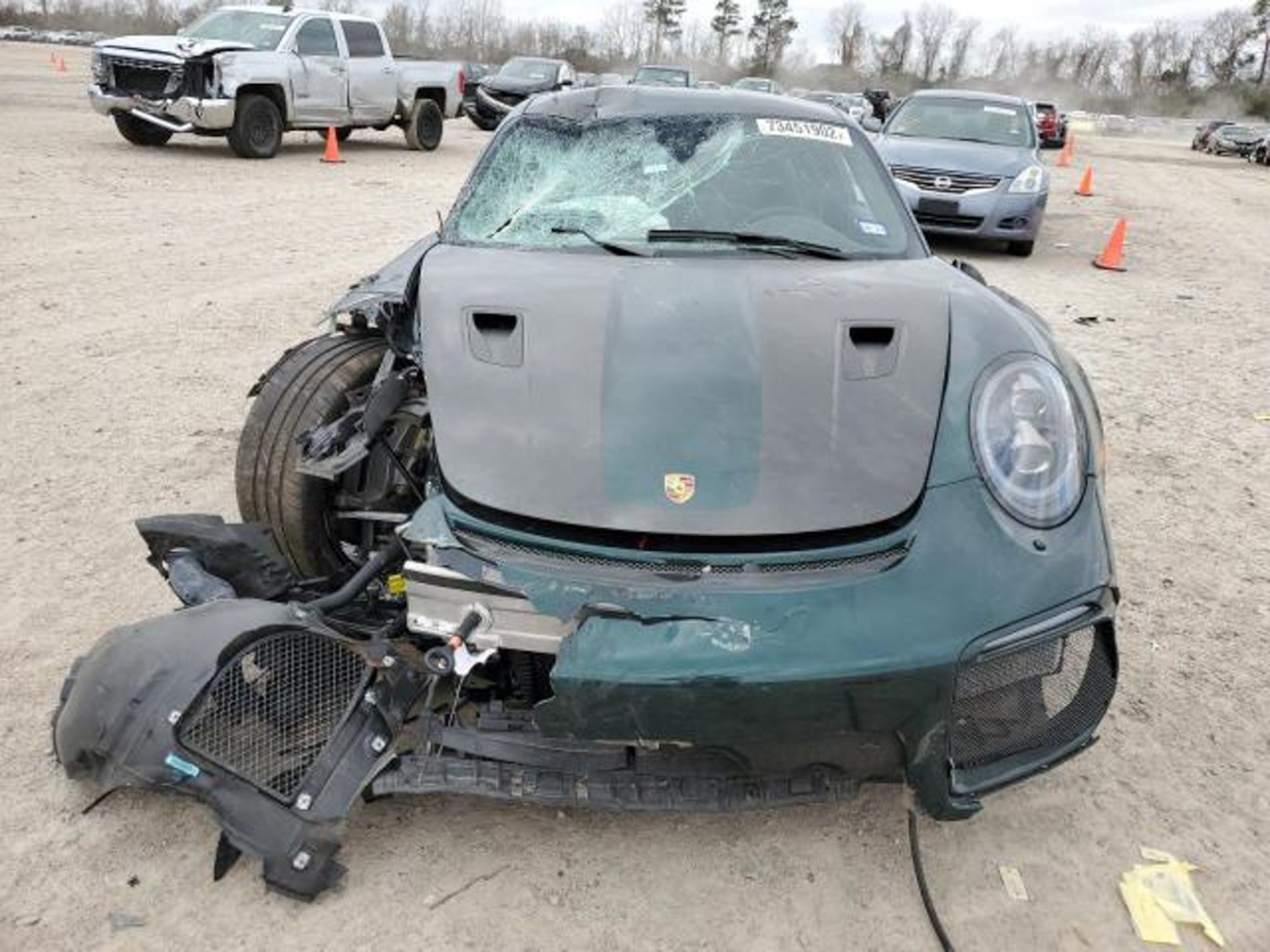 This Crashed 361-Mile Porsche 911 GT2 RS on Copart Was Too Good for ...