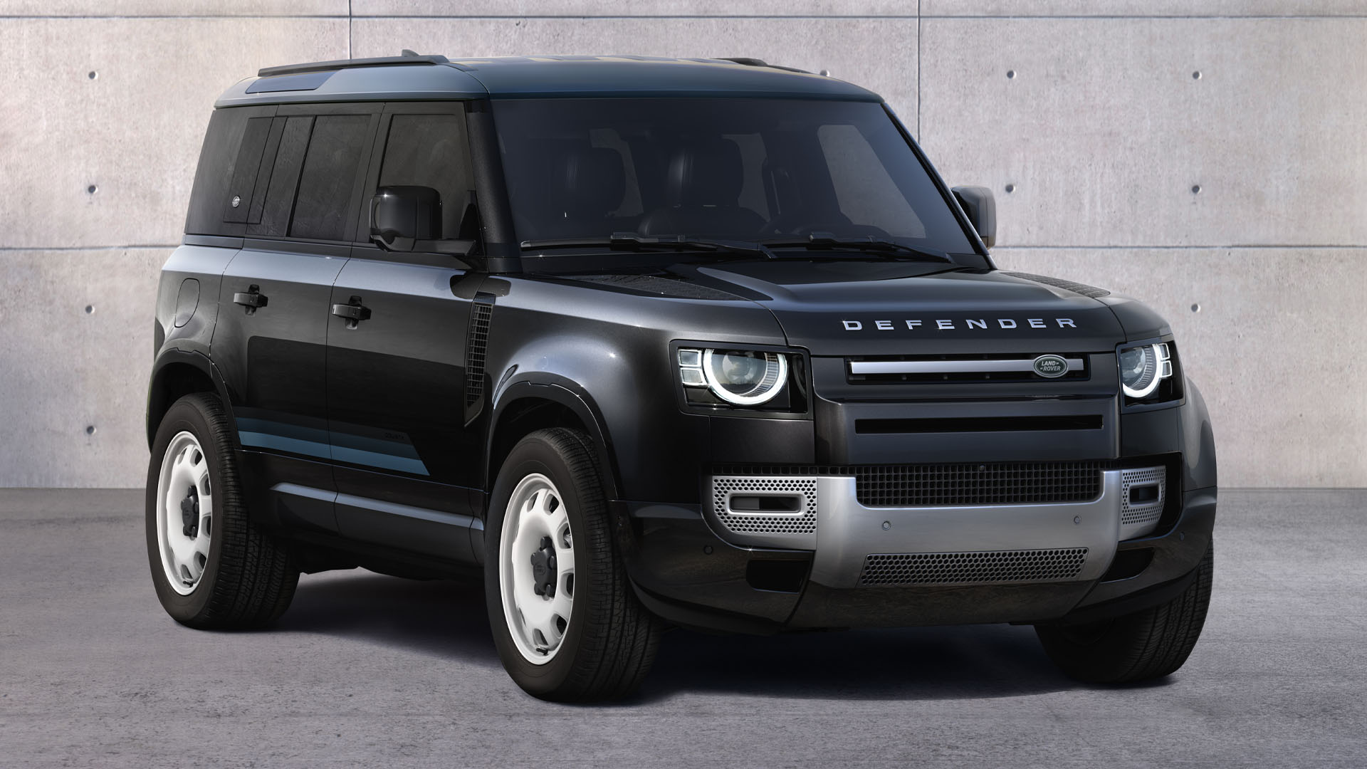 Three-Row 2024 Land Rover Defender 130 Gets 493-HP Supercharged V8