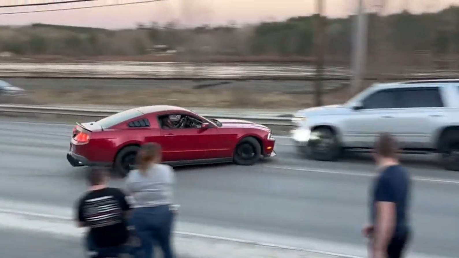 This Ford Mustang GT Crash Leaving a Car Meet Is Another Mustang Classic