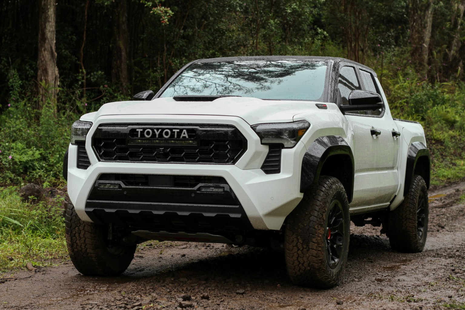 2024 Toyota Tacoma TRD Pro vs. Ranger Raptor, Colorado ZR2, Frontier Pro-4X