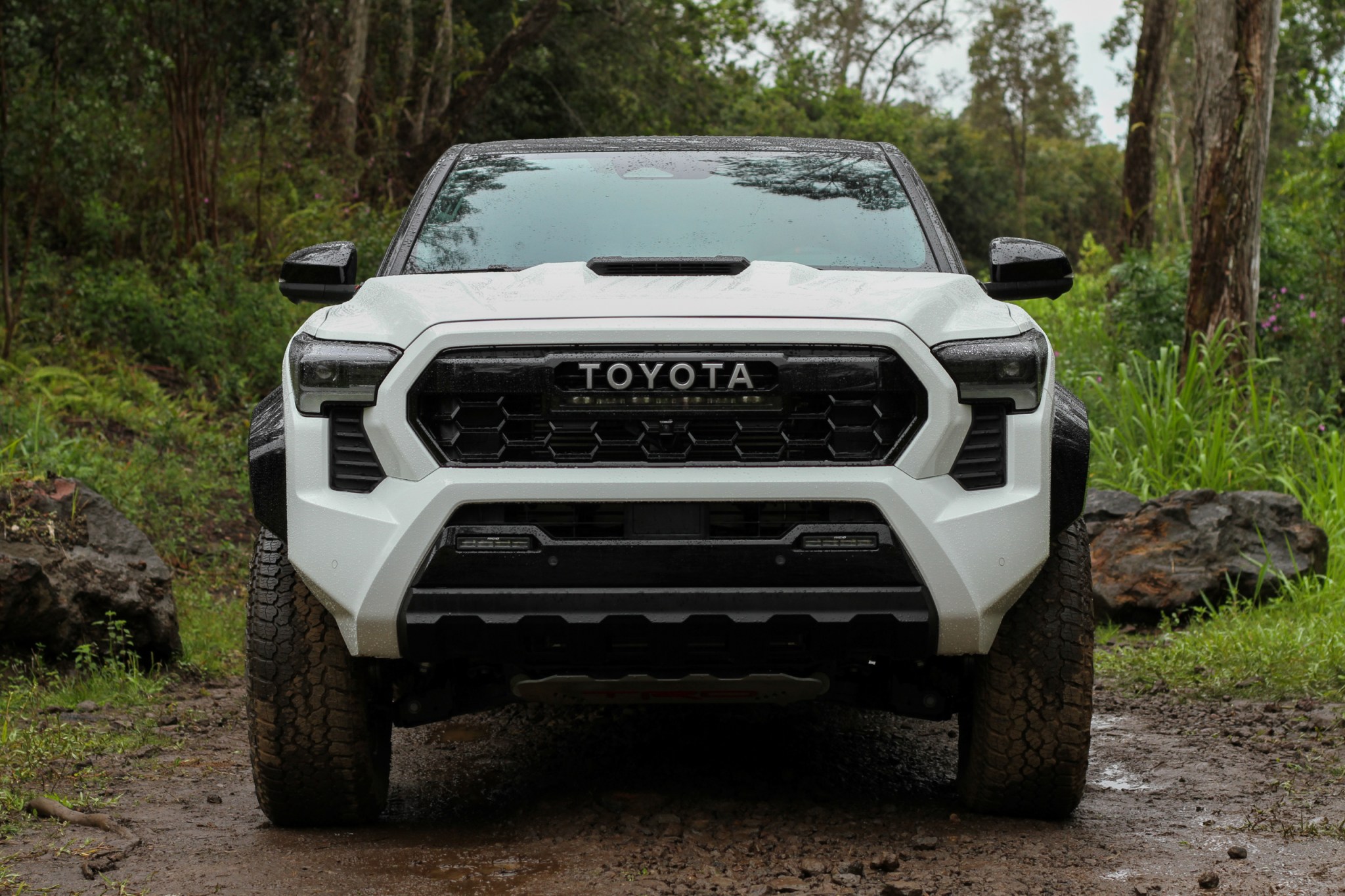 2024 Toyota Tacoma TRD Pro vs. Ranger Raptor, Colorado ZR2, Frontier Pro-4X