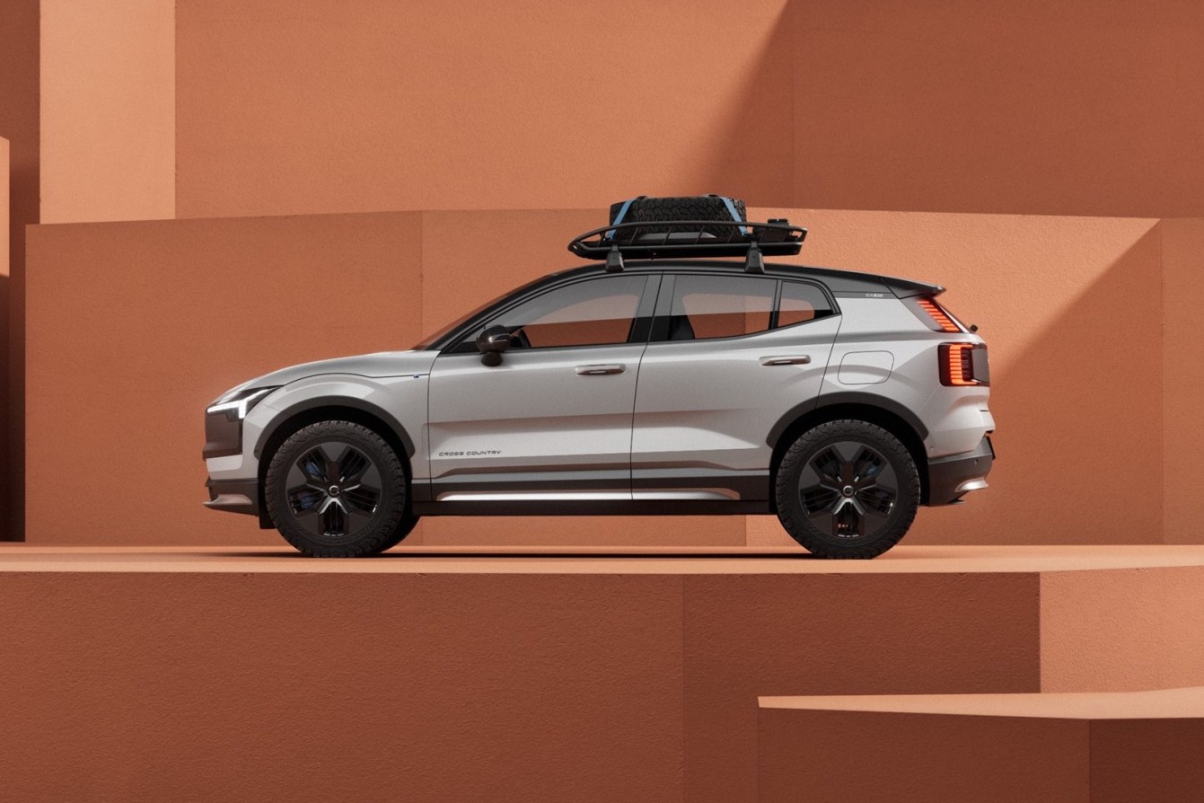 The Volvo EX30 Cross Country Is an Off-Road EV You Might Be Able to Afford