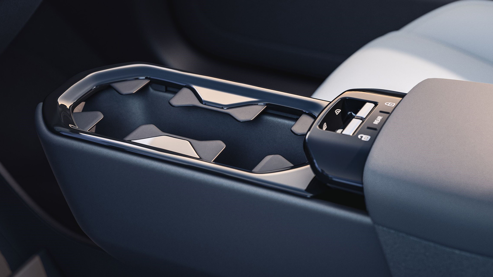 Volvo EX30 Follows the Worst Trend in Window Switch Design