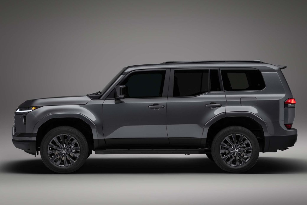 2024 Lexus GX Takes a Giant Leap With Super Boxy Design, Off-Road Focus