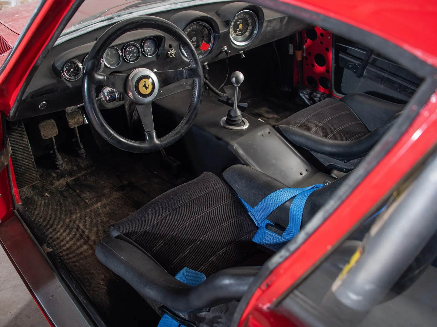Ultimate Barn Find of 20 Vintage Ferraris Will be Auctioned at No Reserve