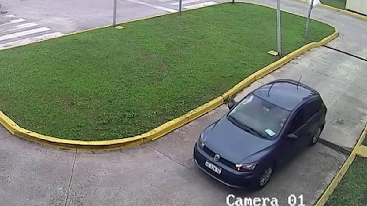 It’s Hard to Fail a Driver’s Test Worse Than This