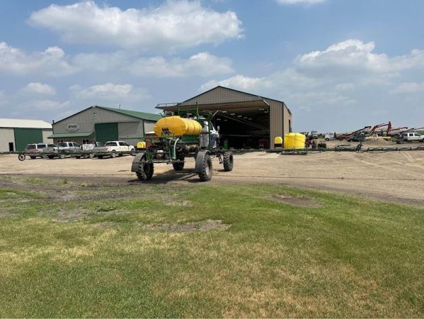 Buy This Homemade Farm Sprayer With a 7.3L Power Stroke Diesel Just to ...