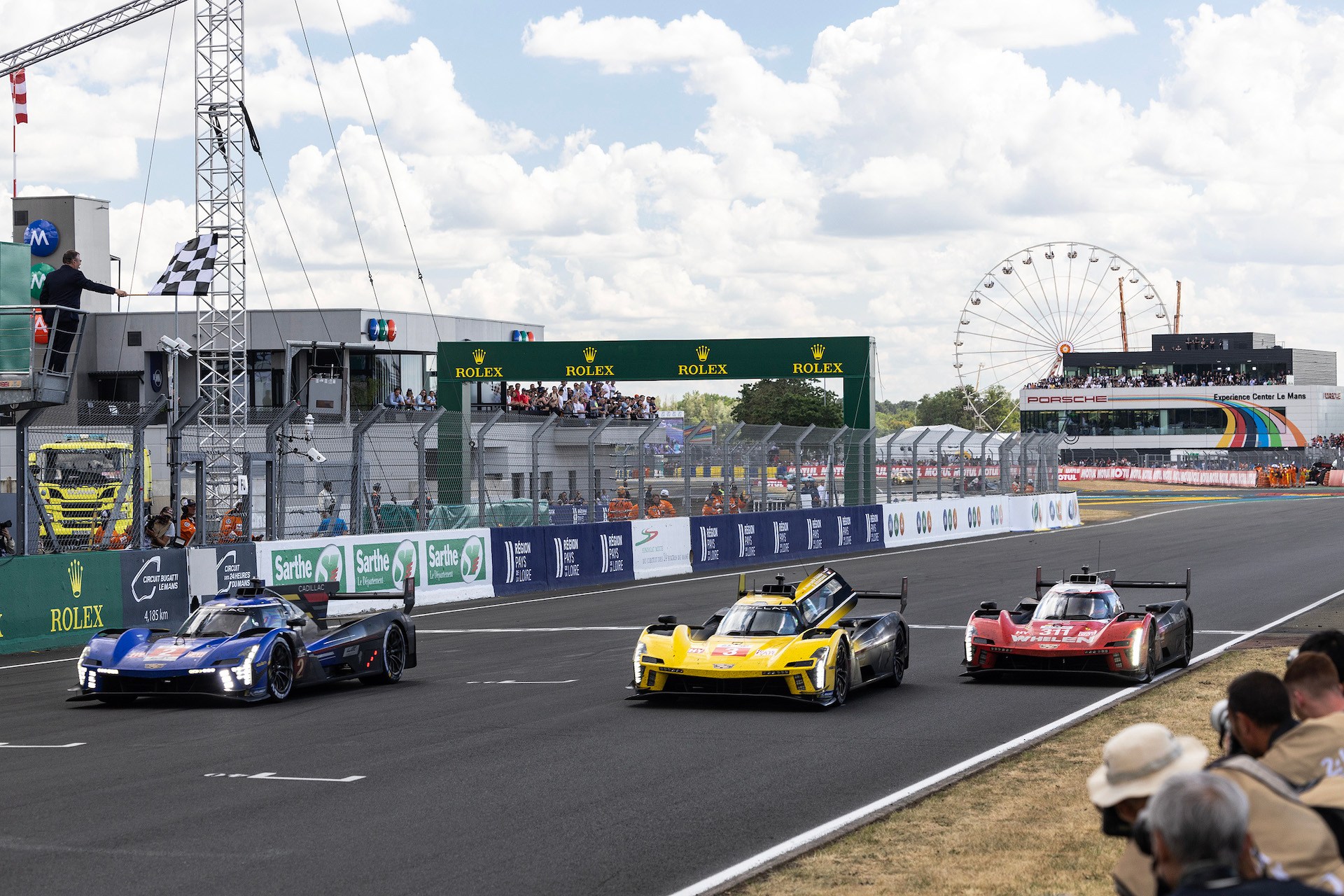 Le Mans Pit Stops Capture the True Magic of Endurance Racing