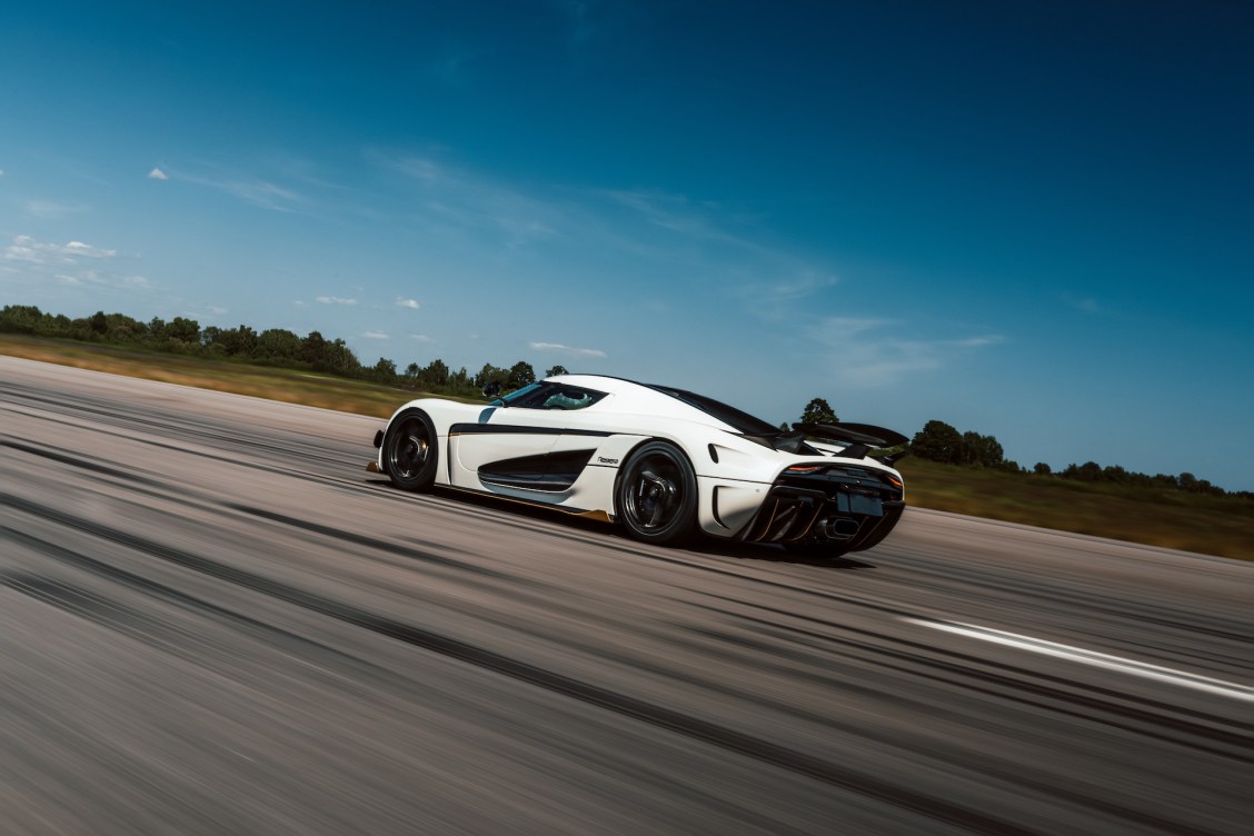 Koenigsegg Regera Steals 0-249-0 MPH Record Back From Rimac Nevera