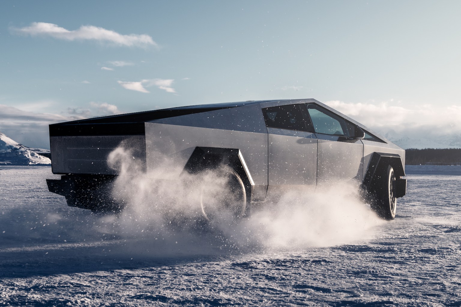 It’s Not This Tesla Cybertruck's Fault That It's Stuck in a Little Snow